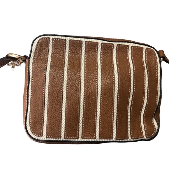 Michael Kors | Bags | Michael Michael Kors Medium Messenger Bag New ...